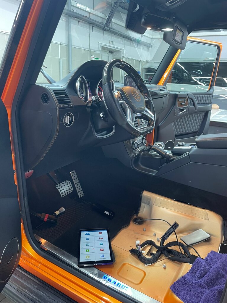 Akümülatör ve şarj cihazları 12 Volt, Soçi, foto