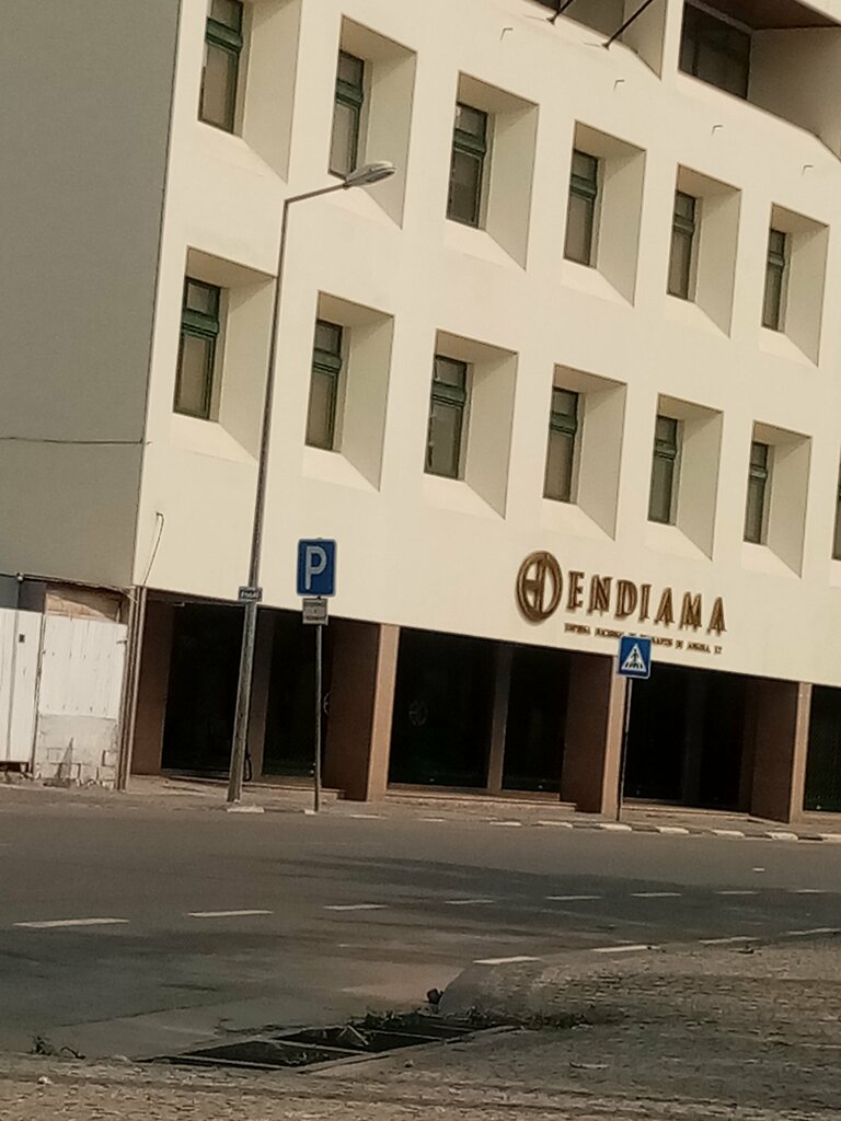 Sanayi kuruluşu Endiama, Loanda, foto