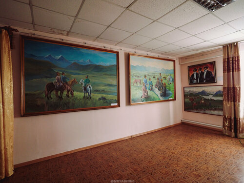 Müzeler ve sanat galerileri Музей казахов Алтая, Altay Cumhuriyeti, foto