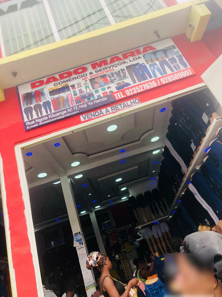 Giyim mağazası Dado Maria, Loanda, foto