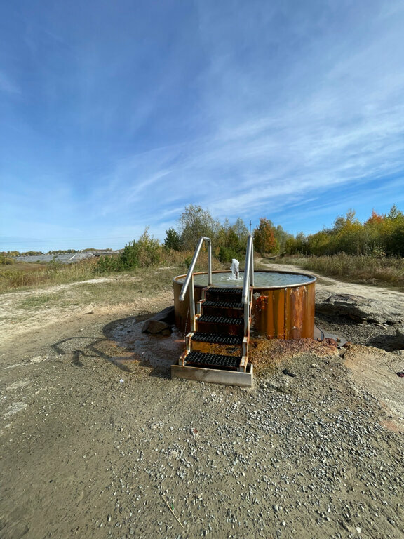 Pınar, çay Горячий источник, Sverdlovskaya oblastı, foto