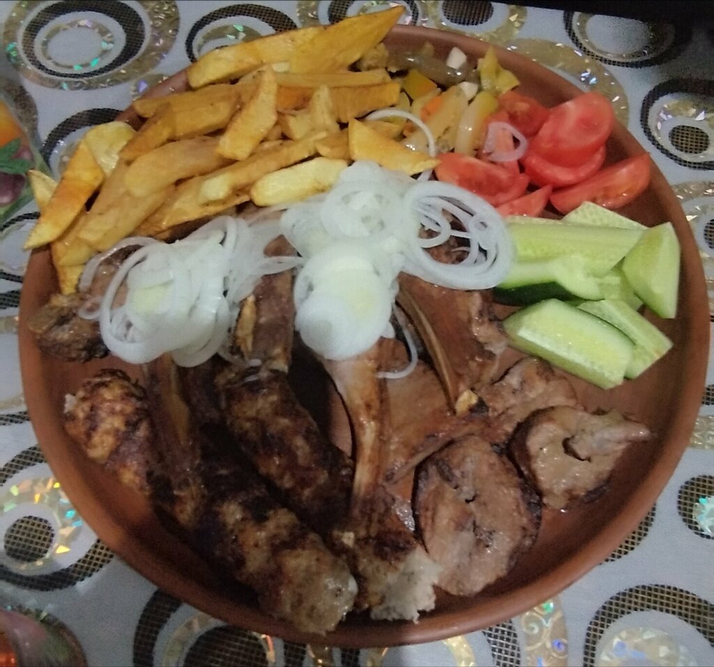 Kafe Шашлык у Нахида, Kizlyar, foto