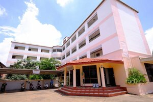 L. P. Mansion (Sakhon Nakhon, Sakhon Nakhon), otel  Sakon Nakhon'dan
