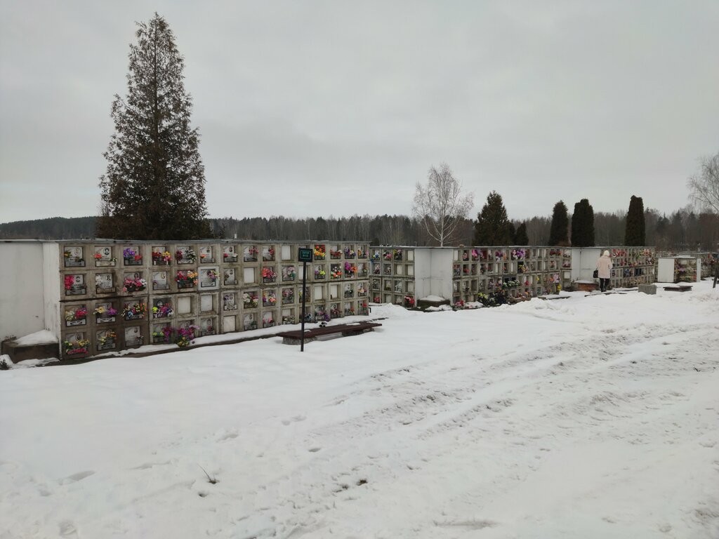 Mezarlıklar Paŭnočnyja mohilki, Minskaya oblastı, foto