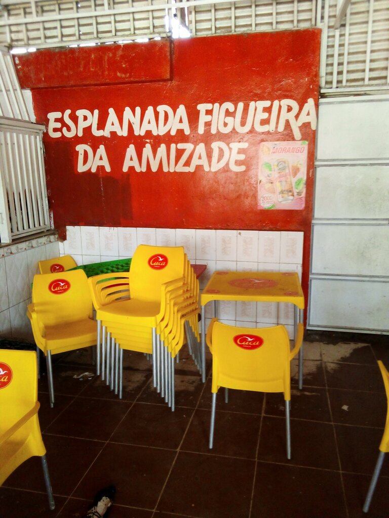 Kafe Esplanada Figueira Da Amizade, Loanda, foto