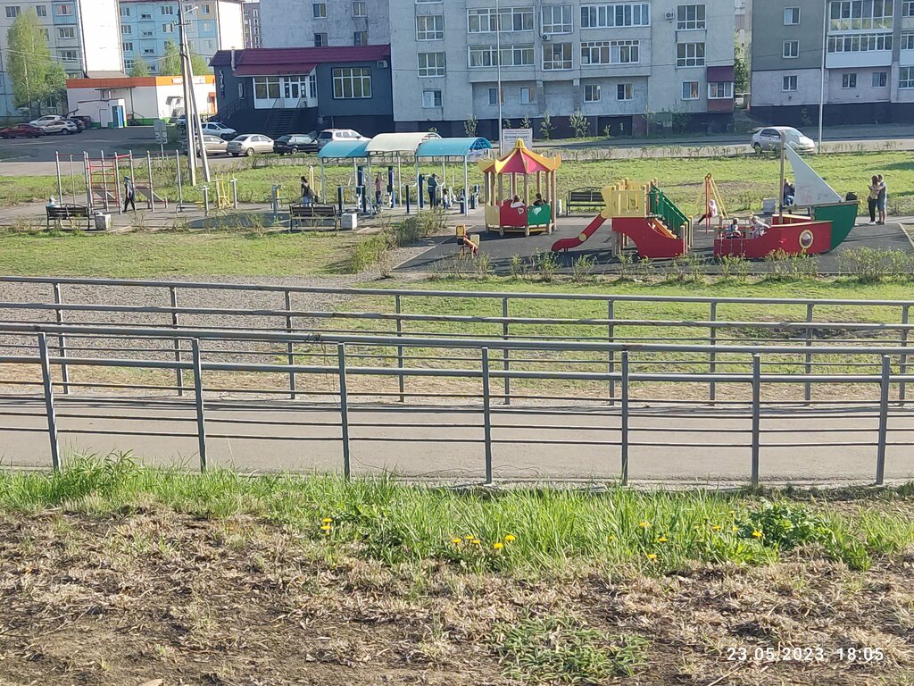 Spor alanı Уличные тренажёры, Mejdureçensk, foto