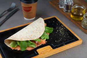 Piadera (One Central Building 1, Trade Center Second, Dubai), kafe  Dubai'den