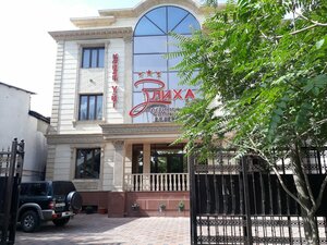 Zlıha (S. Jandosov kóshesi No:88А, Shymkent), otel  Çimkent'ten (Şımkent'ten)