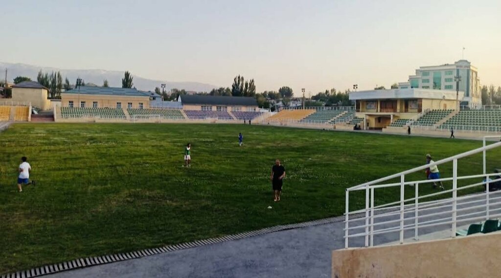 Stadyum Merkezi Stad, Pencikent, foto