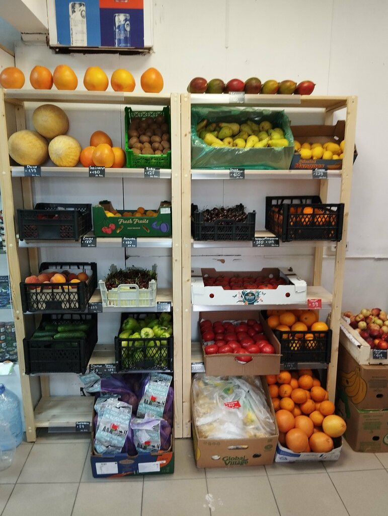 Market Fruits and vegetables, juice, leaf tea, Saint‑Petersburg, foto