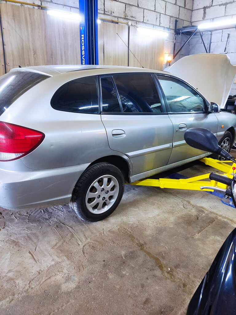 Otomobil servisi АвтоСервис, Şçolkovo, foto