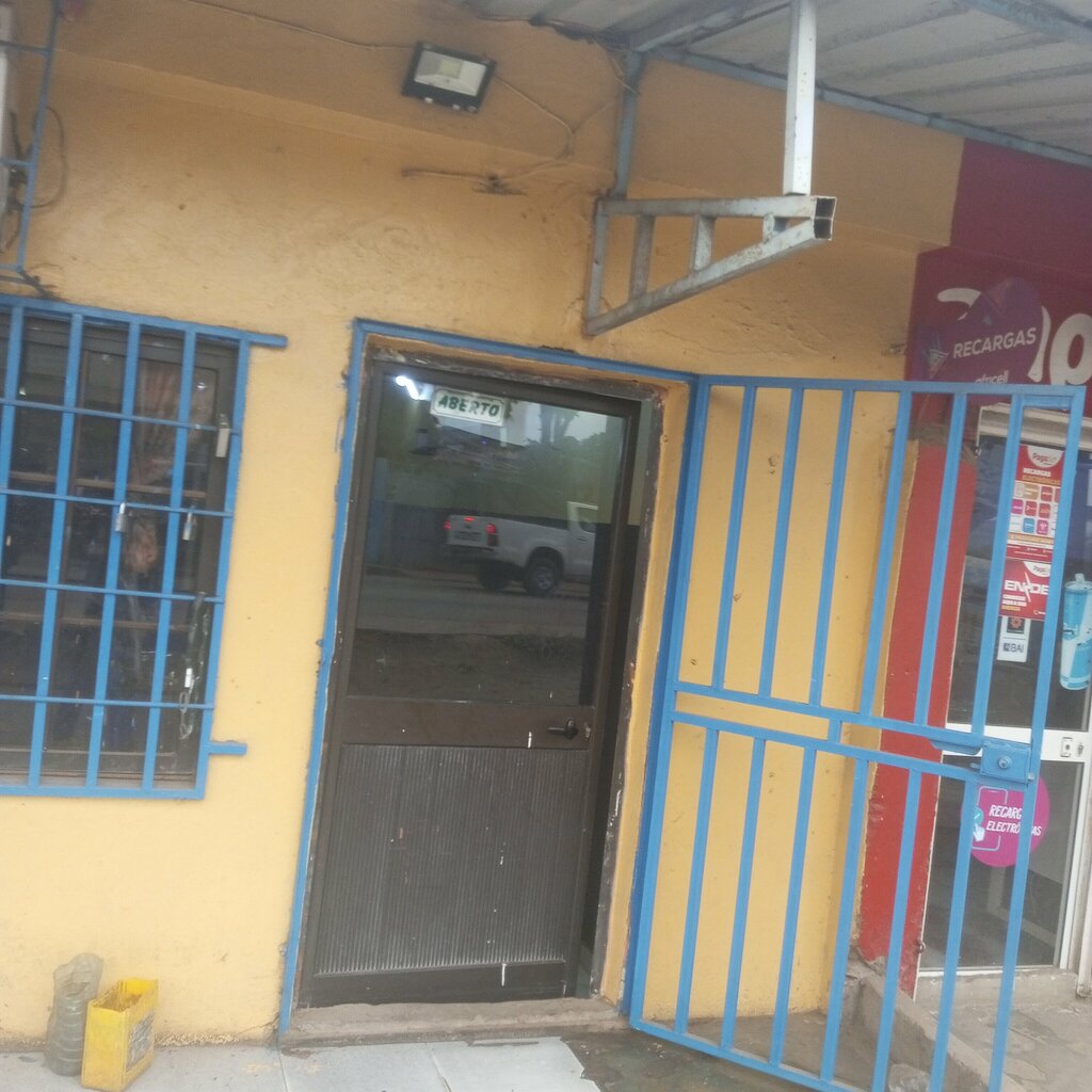 Restoran Restaurante E Hospedaria Quitutes Da Dbse, Loanda, foto