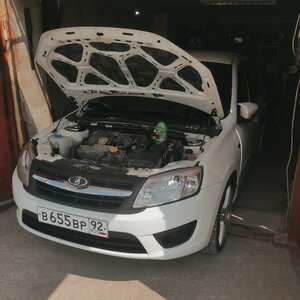 Garage 13 (Казачинское шоссе No:1), otomobil servisi  Sevastopol'dan