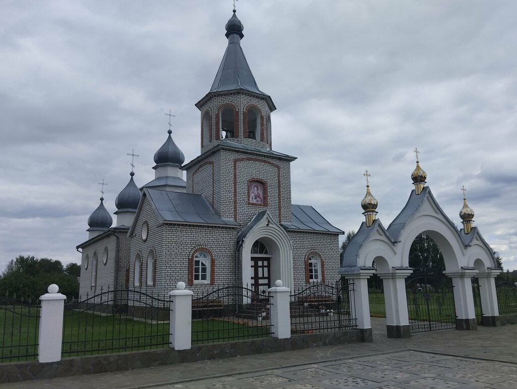 Ortodoks kiliseleri Церковь святого Пантелеймона, Grodnenskaya oblastı, foto
