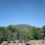 Семейная квартира у Машука (Kalinina Avenue No:32), kısa süreli konaklama  Pyatigorsk'tan