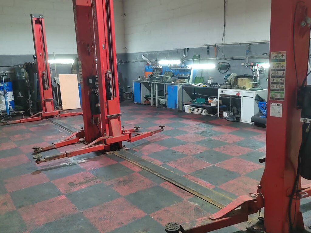 Otomobil servisi Наш Брэнд, Saint‑Petersburg ve Leningradskaya oblastı, foto