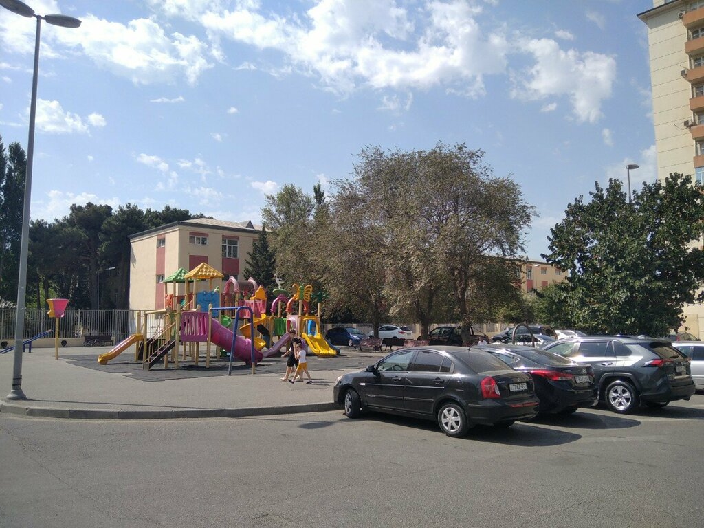 Ortaokul School № 70, Bakü, foto