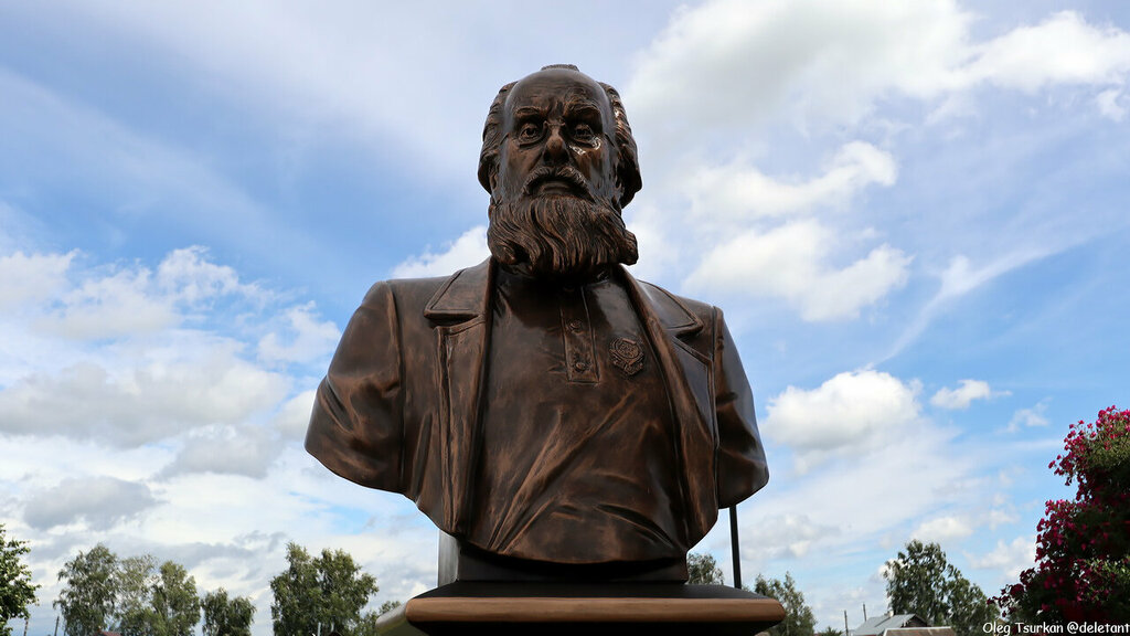 Müzeler ve sanat galerileri Tsiolkovsky Family House, Riazanskaya oblastı, foto