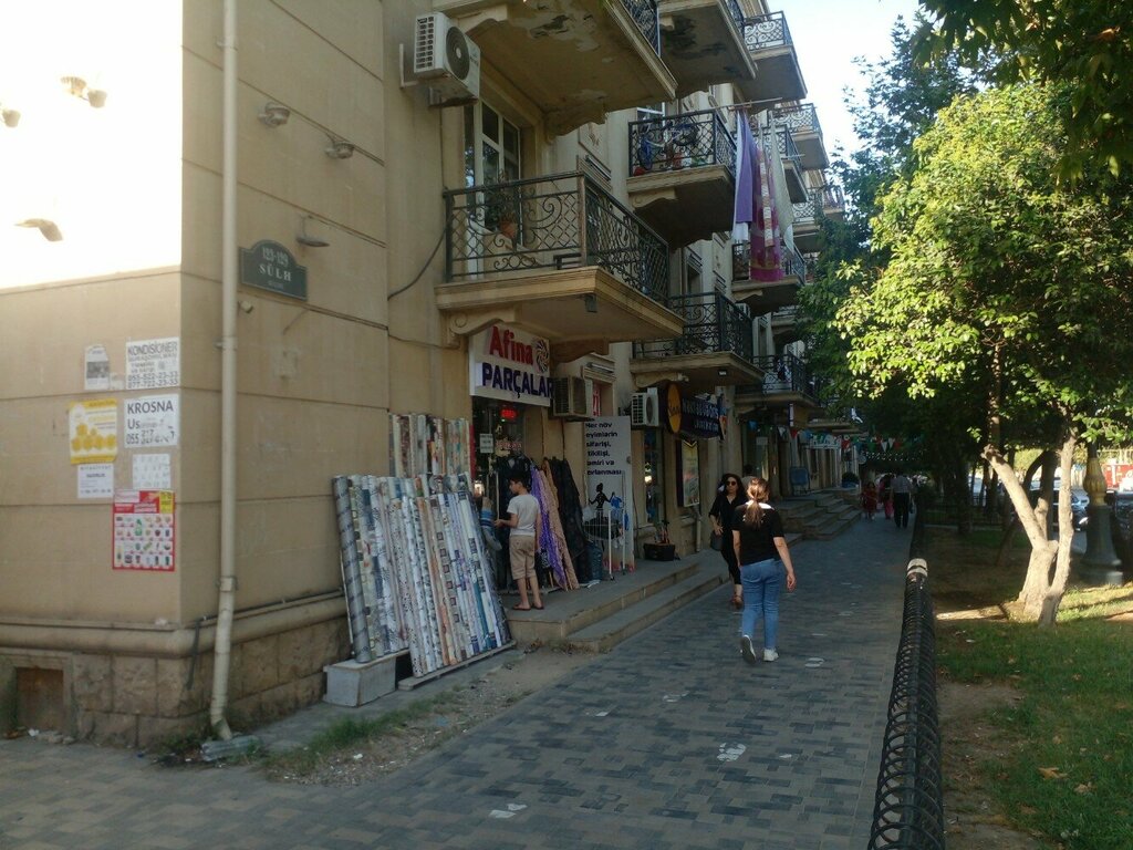Mini-market Afina Parçalar, Bakü, foto