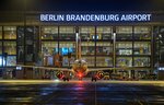 Berlin Brandenburg Havalimanı (Brandenburg, Dahme-Spreewald, Schönefeld), havaalanları  Brandenburg'dan