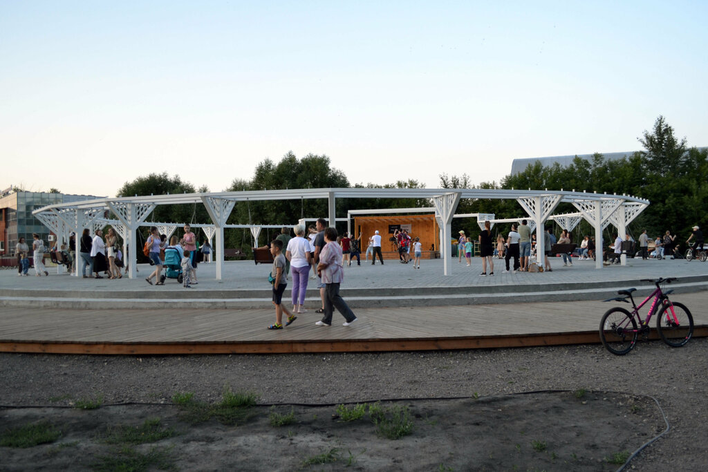 Gece kulüpleri Танцплощадка, Şadrinsk, foto