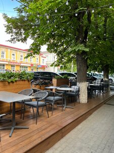Puri Puri (Moskovskaya ulitsa No:3), restoran  Novoçerkassk'tan