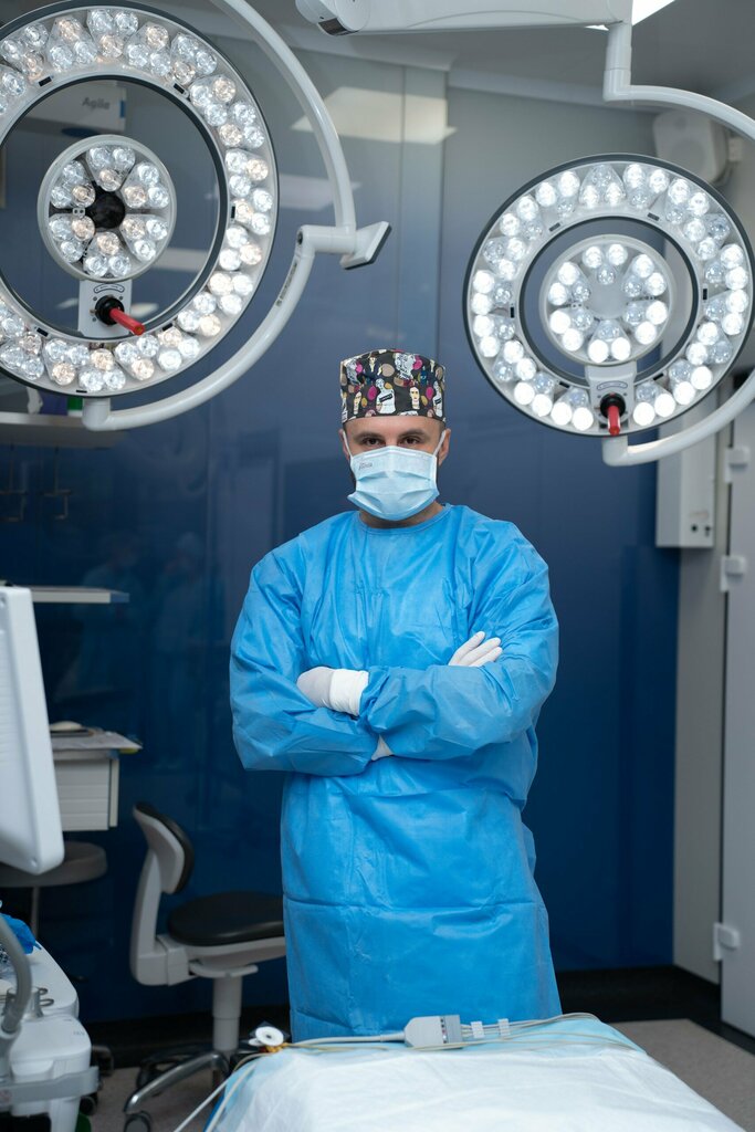 Plastik cerrahi klinikleri Plastic Surgeon Lev Sotskiy, Moskova ve Moskovskaya oblastı, foto