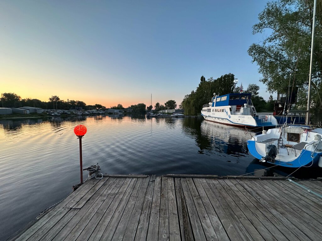Yat kulüpleri Яхт-клуб Сызрань, Syzran, foto