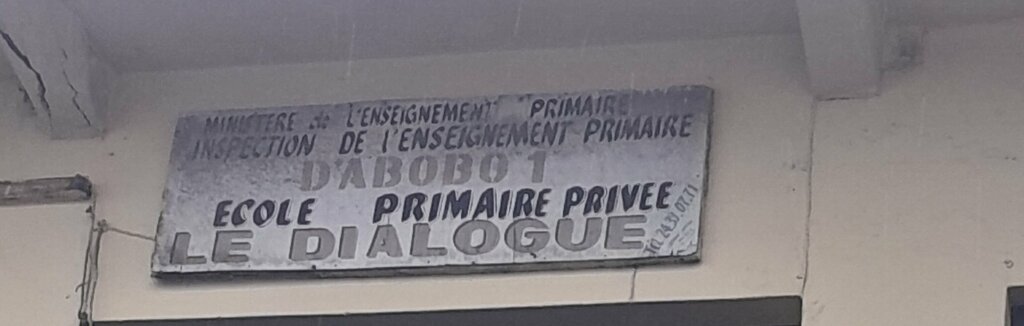 i̇lkokul École Primaire Privée Le Dialogue, Abican, foto