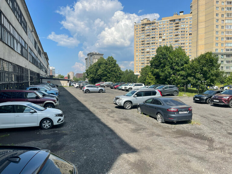 Otoparklar Parking lot, Saint‑Petersburg, foto