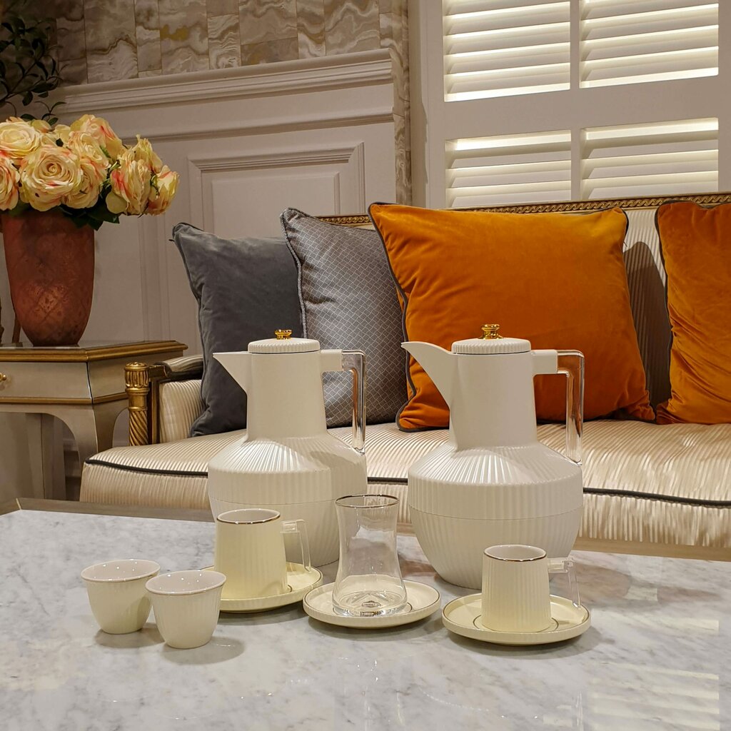 i̇ç dekorasyon ürünleri Al Abra Home Appliance Trading, Dubai, foto