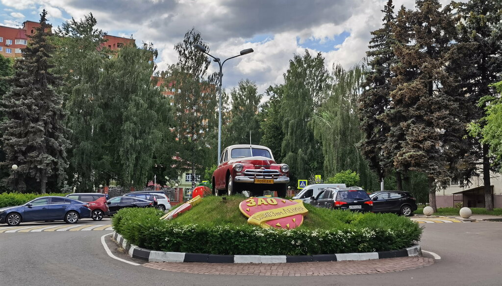 Teknoloji anıtı Автомобиль ГАЗ-20 Победа, Moskova ve Moskovskaya oblastı, foto