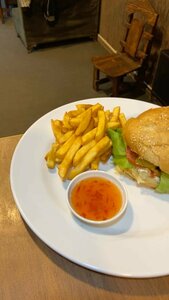 Poseidon 999 (Quba rayonu, Guba), bar  Kuba'dan