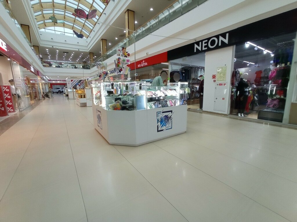 Cep telefonu aksesuarları Super Shop, Tver, foto