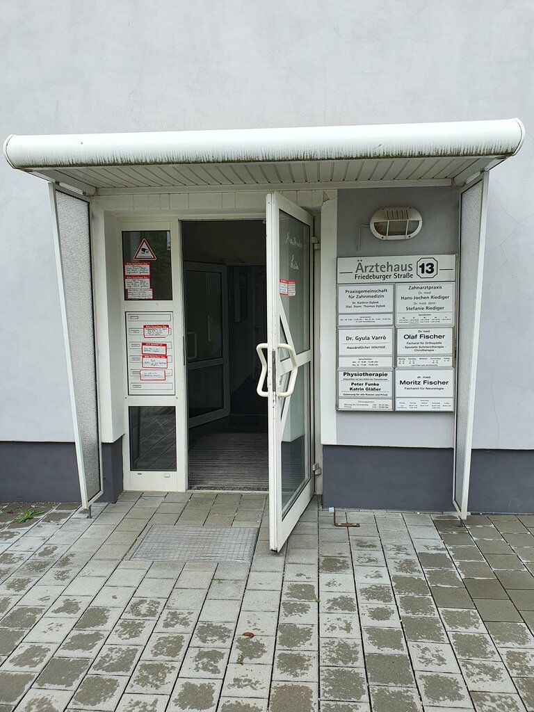 Poliklinikler Dr. med. Varro, Gyula, Freiberg, foto