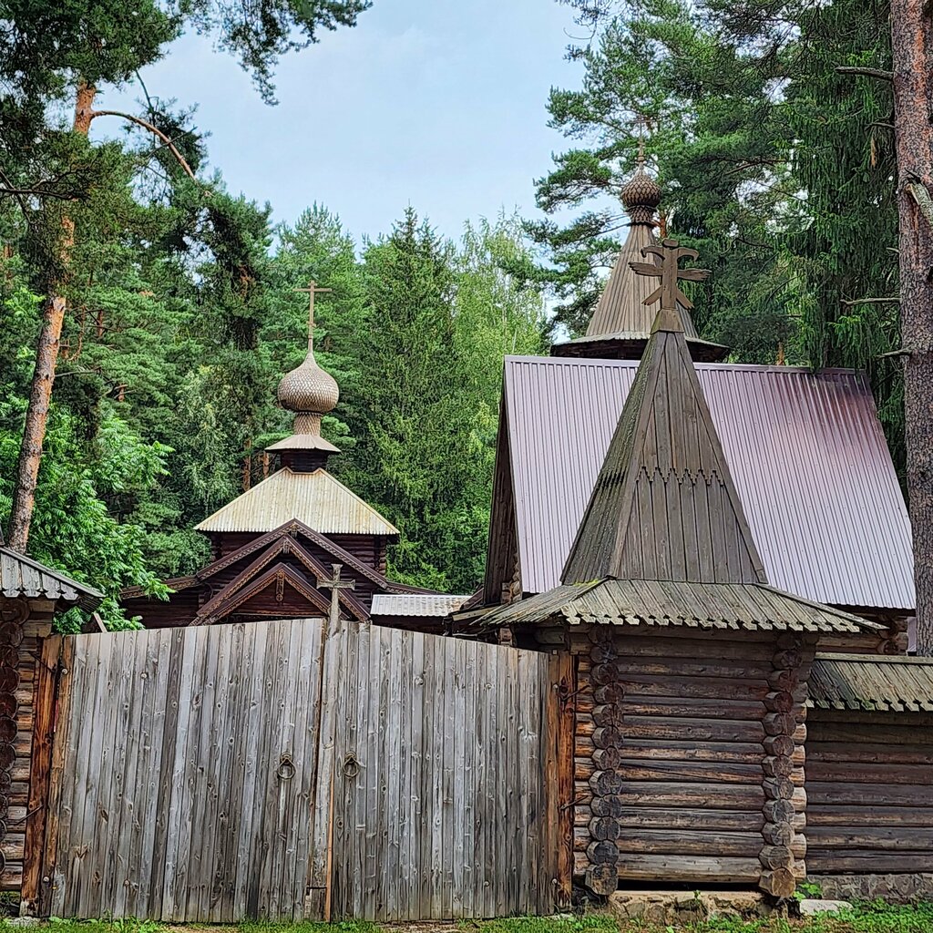 Ortodoks kiliseleri Tserkov Ksenii Peterburgskoy V Dubne, Dubna, foto