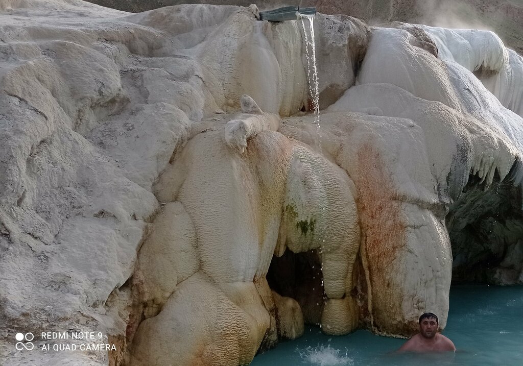 Pınar, çay Гарм Чашма, Dağlık Badahşan özerk ili, foto