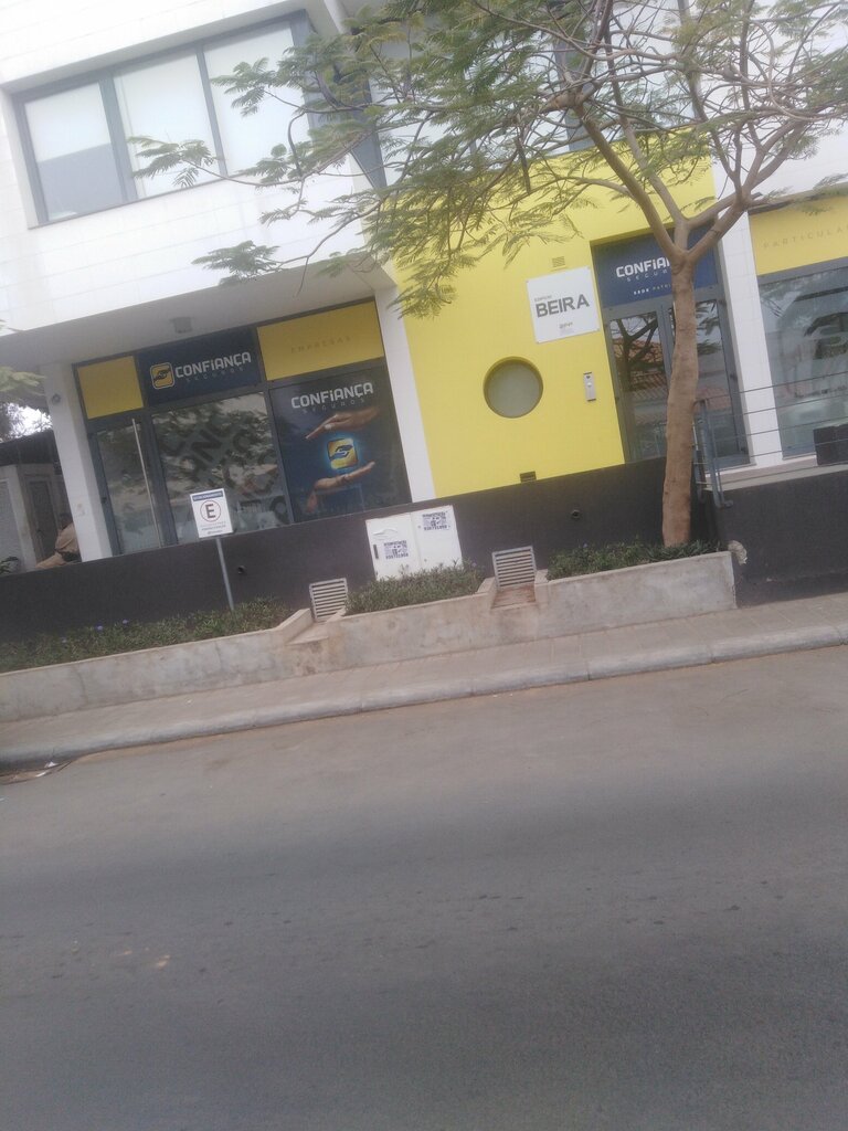 Sigorta şirketleri Confiança Seguros, Loanda, foto