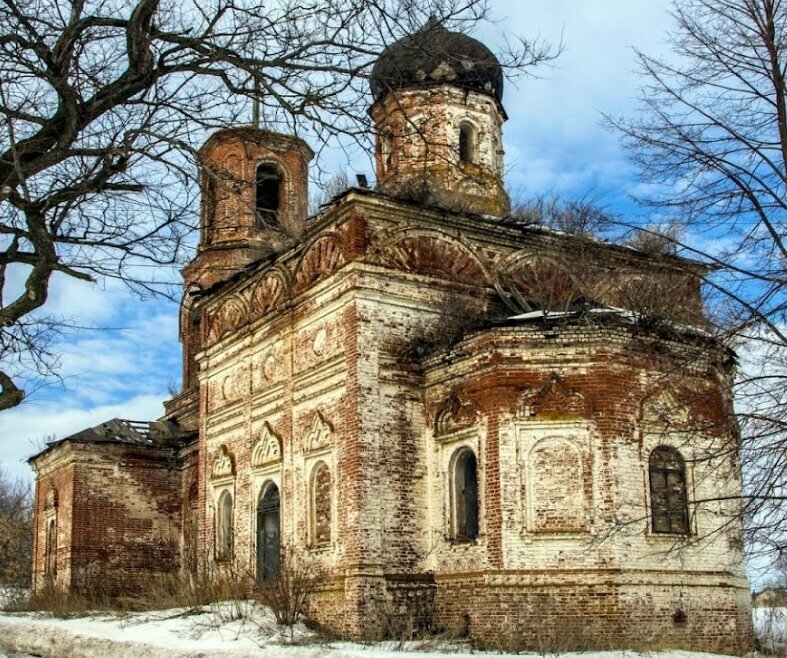 Turistik yerler Церковь Николая Чудотворца, Kirovskaya oblastı, foto