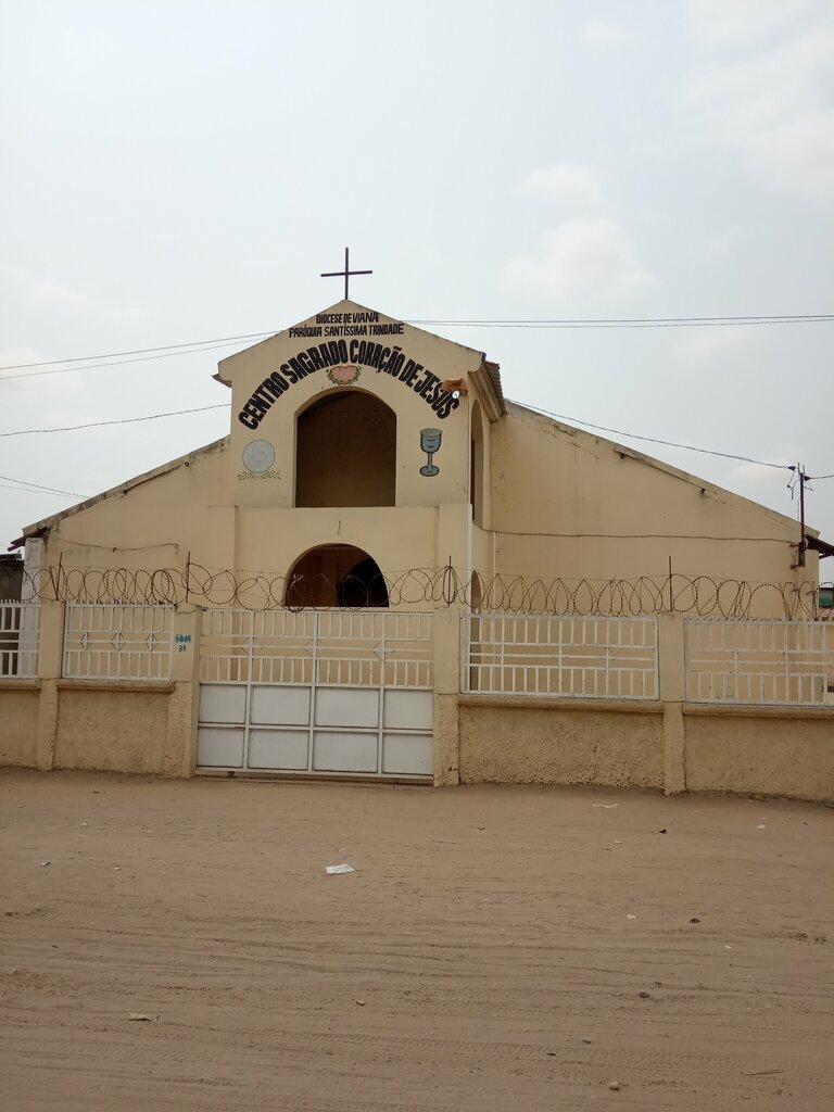 Katolik kiliseleri Capela Sagrado Coração de Jesus, Loanda, foto