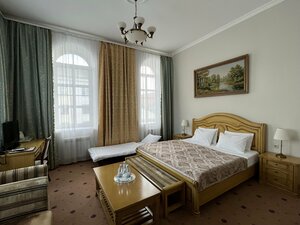 Gubernator (Novotorzhskaya Street No:15к1, Tver), otel  Tver'den