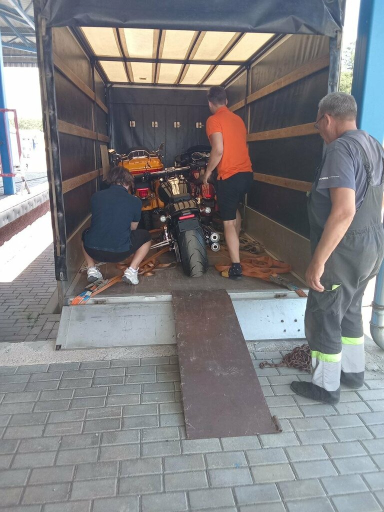 Depo hizmetleri Temporary storage Bruzgi, Grodnenskaya oblastı, foto