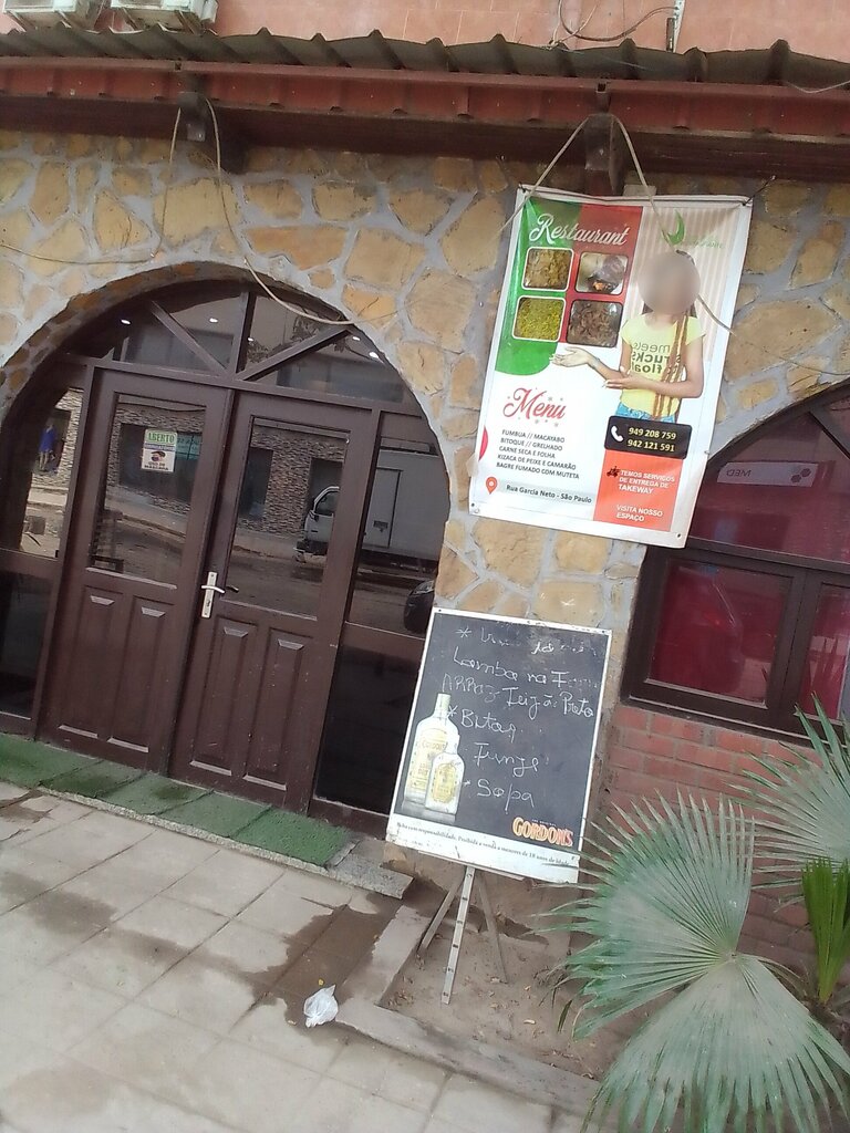 Restoran Delicious Food by DT Soluções, Loanda, foto