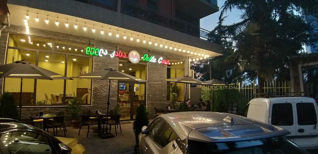 Pizzacılar Della cassa, Batum, foto