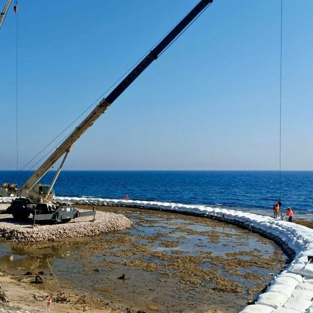 Gemicilik ekipmanları firmaları Ecocoast Contracting, Dubai, foto