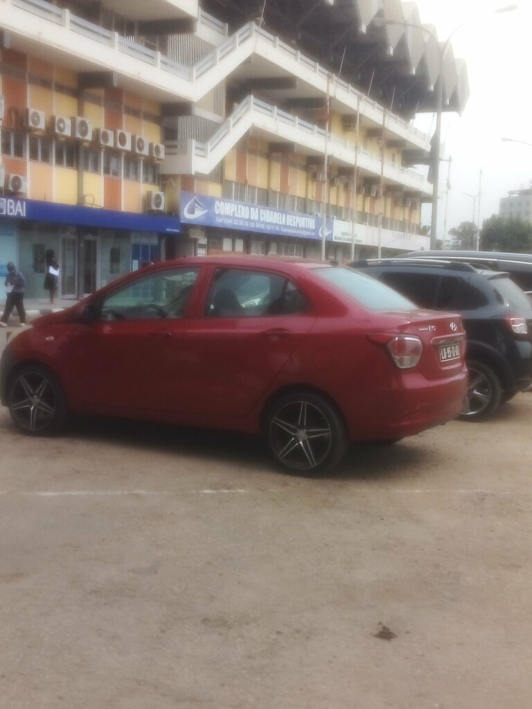 Spor ve eğlence merkezi Pavilhão da Cidadela, Loanda, foto
