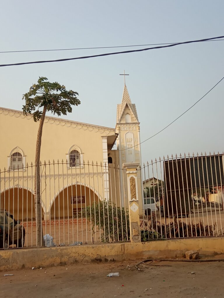 Protestan kilisesi Igreja Envagelica Baptista em Angola, Loanda, foto
