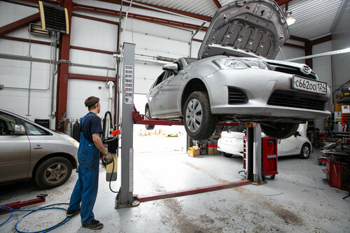 Otomobil servisi Hybrid Service, Krasnoyarsk, foto