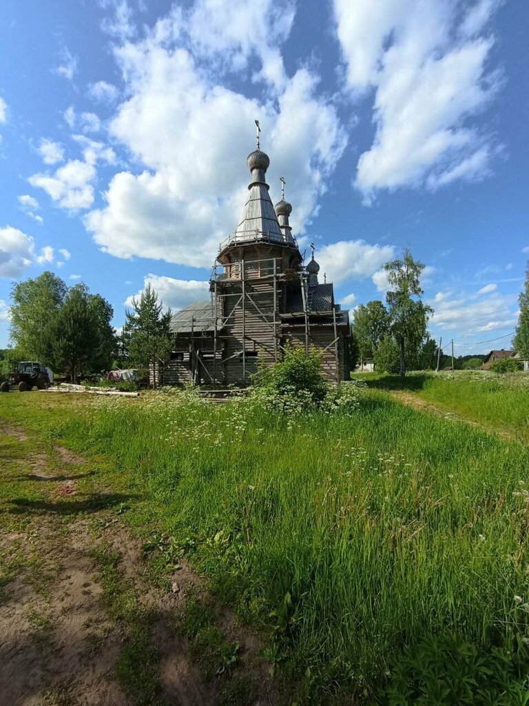 Manastır Дионисиево-Глушицкий Сосновецкий Предтечев монастырь, Vologodskaya oblastı, foto