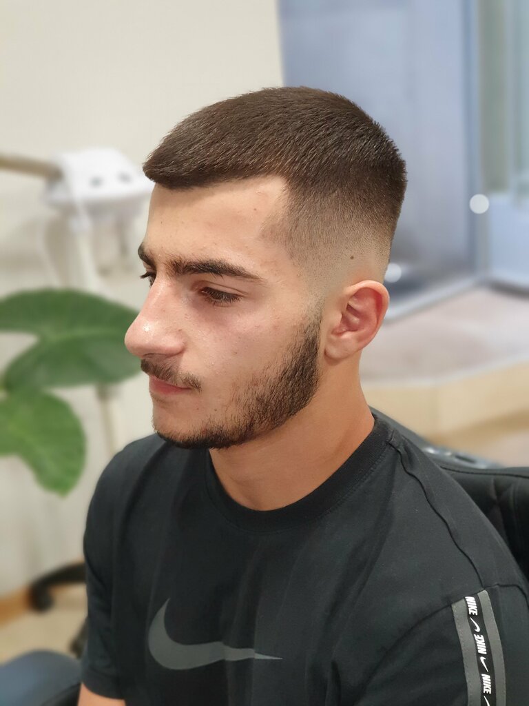 Berberler IchmilYan'S beauty salon, Erivan, foto